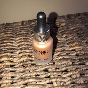 Iconic London Makeup | Illuminator Highlighting Drops | Poshmark
